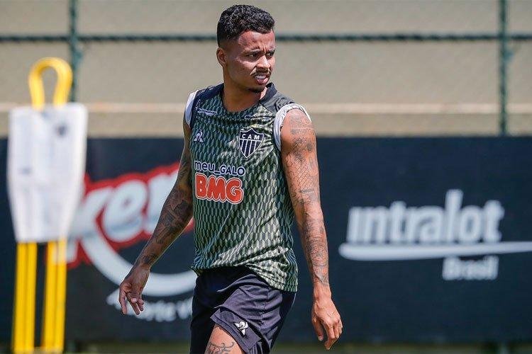 Allan destaca crescimento no Atlético sob comando de Jorge Sampaoli ...
