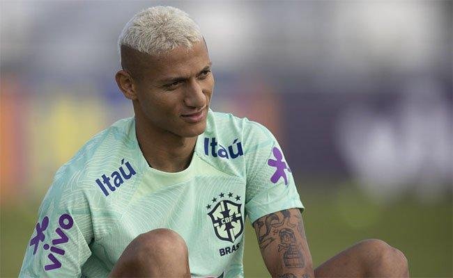 Richarlison demonstra felicidade por mais uma boa temporada do América ...