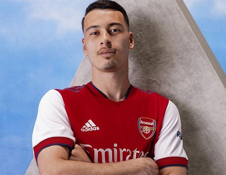 Veja como ficou o novo uniforme do Arsenal para temporada de 2021/22 ...