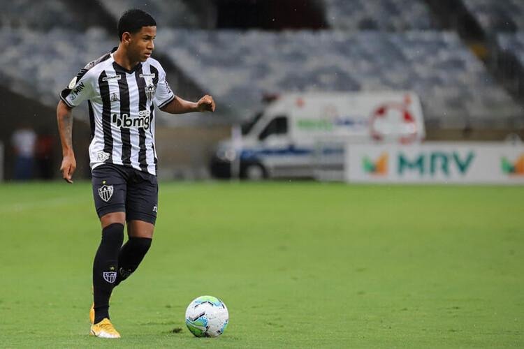 Sávio é convocado e pode desfalcar o Atlético contra Flamengo e ...