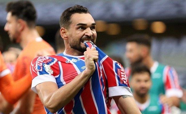 Na mira de grandes times do Brasil, Gilberto tem plano de jogar no ...