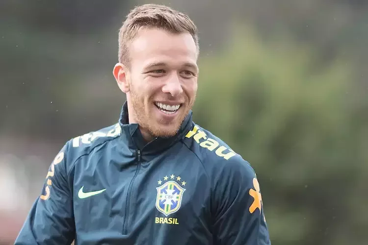 Arthur celebra retorno à Seleção Brasileira: 'Felicidade imensa ...