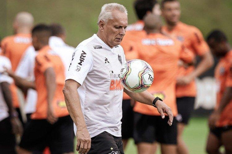 'É um prazer', diz Éder Aleixo sobre trabalho com comissão técnica de ...