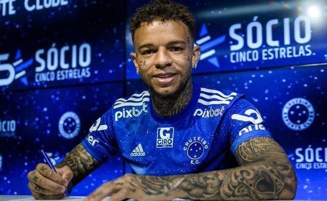 Cruzeiro oficializa a contratação do atacante Rafael Bilu, ex-Criciúma ...