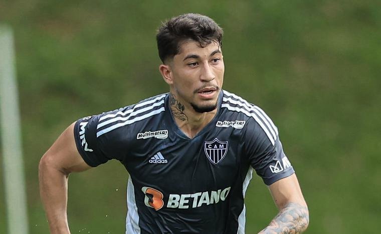 Titular em jogo-treino, Léo Simoni vive reta final de contrato com ...