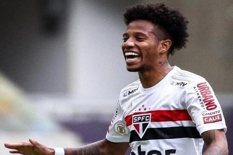 Antes de ser oficializado, Tchê Tchê faz avaliação física no Atlético ...