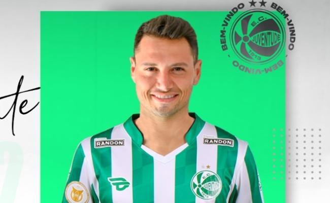 Juventude anuncia a contratação do atacante Mauro Zárate, ex-América ...
