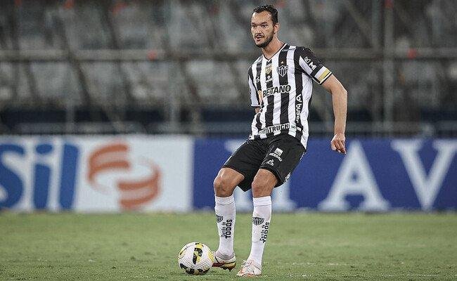 Renovação? Com contrato até dezembro, Réver fala em 'desfrutar ...