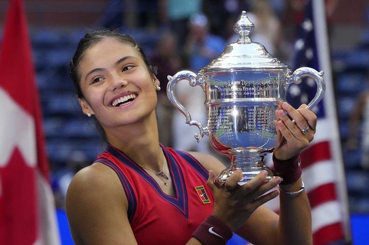 Campeã do US Open, Emma Raducanu salta 127 posições no ranking da WTA ...