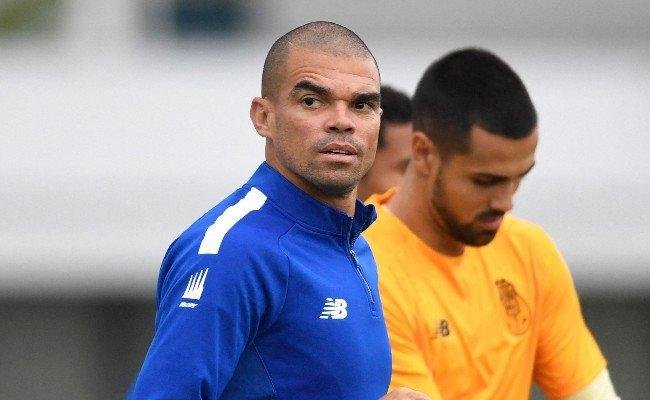 Prestes a completar 40 anos, Pepe está perto de renovar com o Porto ...