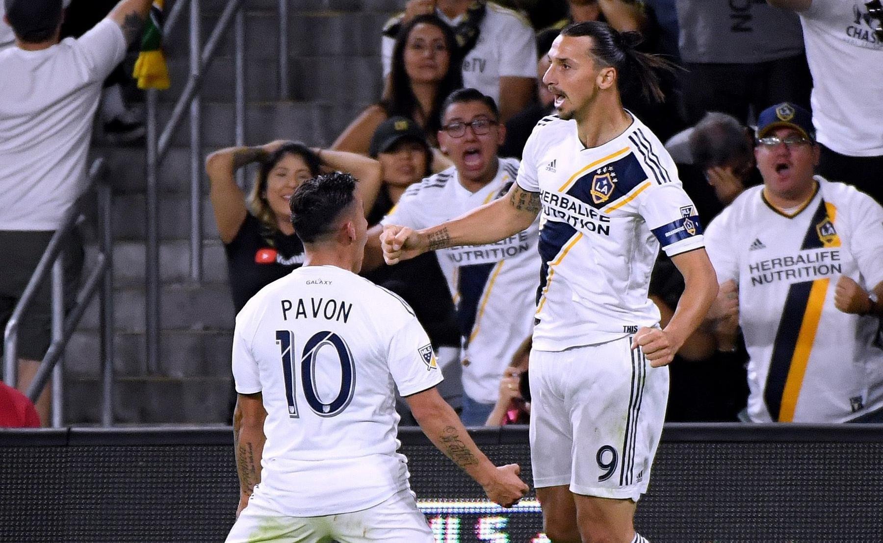 Ibrahimovic e Messi já rasgaram elogios a Pavón, novo jogador do ...