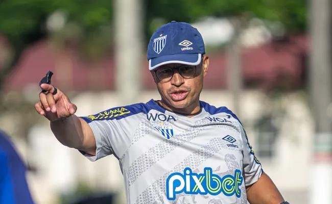Alex sonha em treinar o Cruzeiro? Ídolo celeste responde - Superesportes