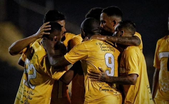 Athletic empata no fim, mas é eliminado pelo Brasiliense na Copa do ...