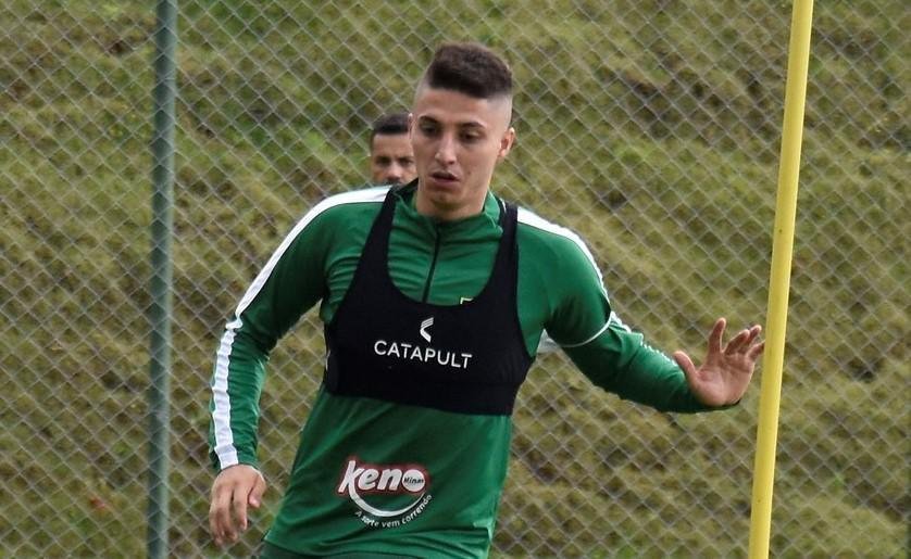 Meia colombiano Índio Ramírez estreia pelo América e deixa boa ...