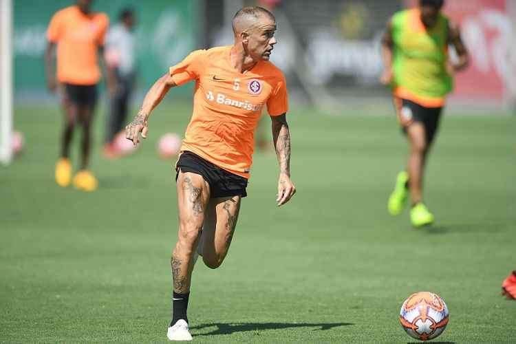 D'Alessandro consegue cidadania e vira oficialmente brasileiro ...