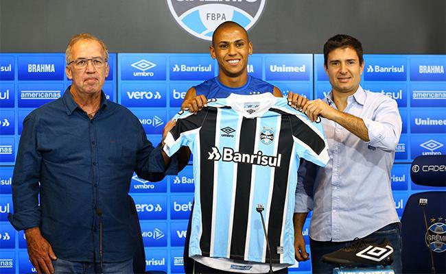 Zagueiro Bruno Alves justifica troca do São Paulo pelo Grêmio: 'Ambição ... Zagueiro Bruno Alves justifica troca do São Paulo pelo Grêmio: 'Ambição ...