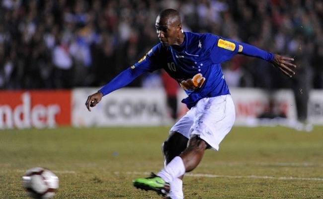 Gilberto revela bastidores da saída do Cruzeiro: 'Só eu botava a cara ...