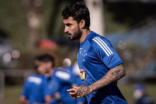 Cruzeiro: lateral-esquerdo Patrick Brey sofre estiramento no tornozelo ...