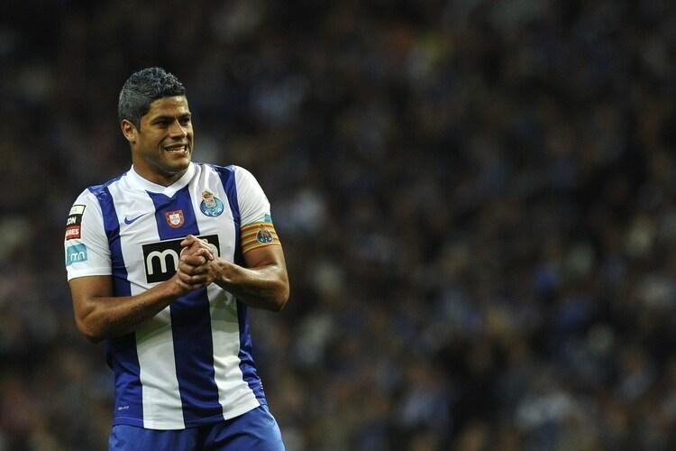 Vídeo: veja 'bombas', golaços e grandes momentos de Hulk, do Atlético ...