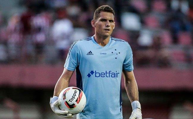 Goleiro Rafael Cabral renova contrato com o Cruzeiro até 2025 ...