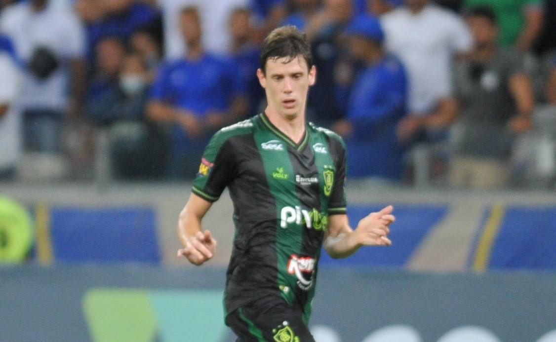 Clássico marca as estreias de Everaldo, Conti e Raúl Cáceres no América ...