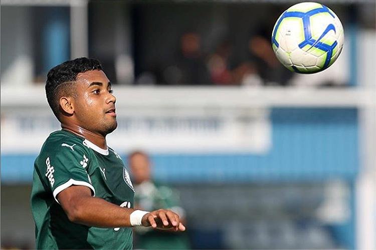 Cruzeiro negocia contratação de atacante Airton, ex-Palmeiras e Inter ...