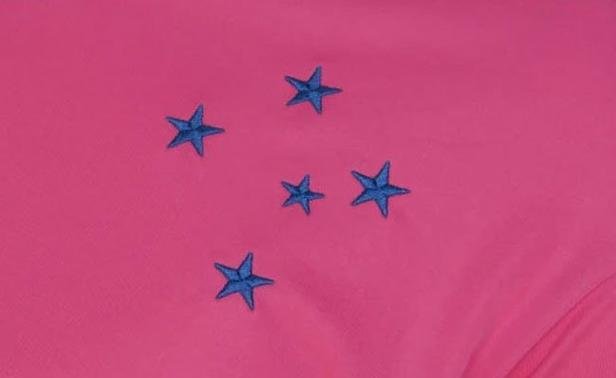 Adidas apresenta nova camisa rosa do Cruzeiro; veja detalhes ...