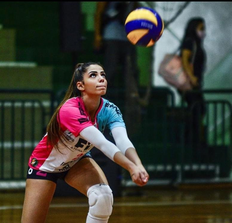 Fotos da jogadora Keyt Alves, irmã gêmea de Key Alves - Superesportes
