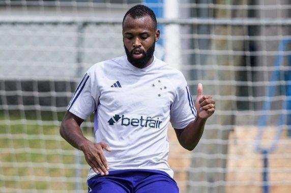 Cruzeiro: zagueiro Reynaldo inicia transição na Toca II - Superesportes